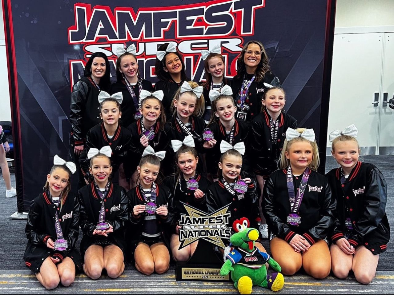 CheerVille Gym in North Canton, OH | All-Star Cheer & Tumbling